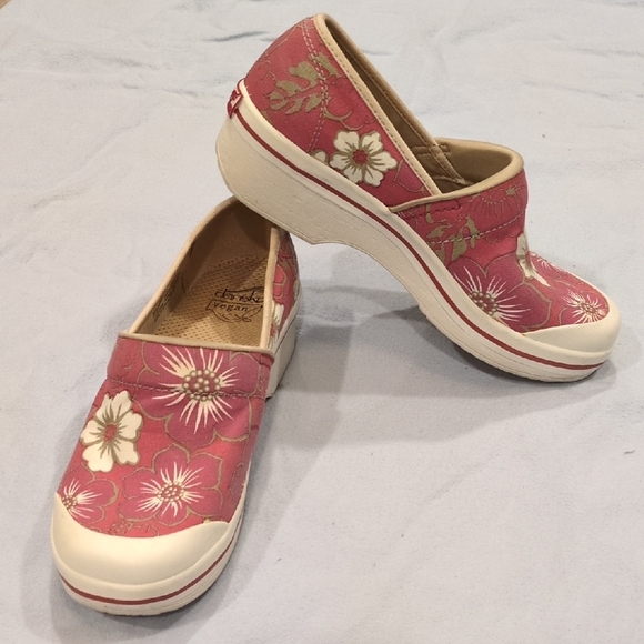 Dansko | Shoes | Dansko Pink Floral Cloth Slipon Clogs Womens Size 39 ...
